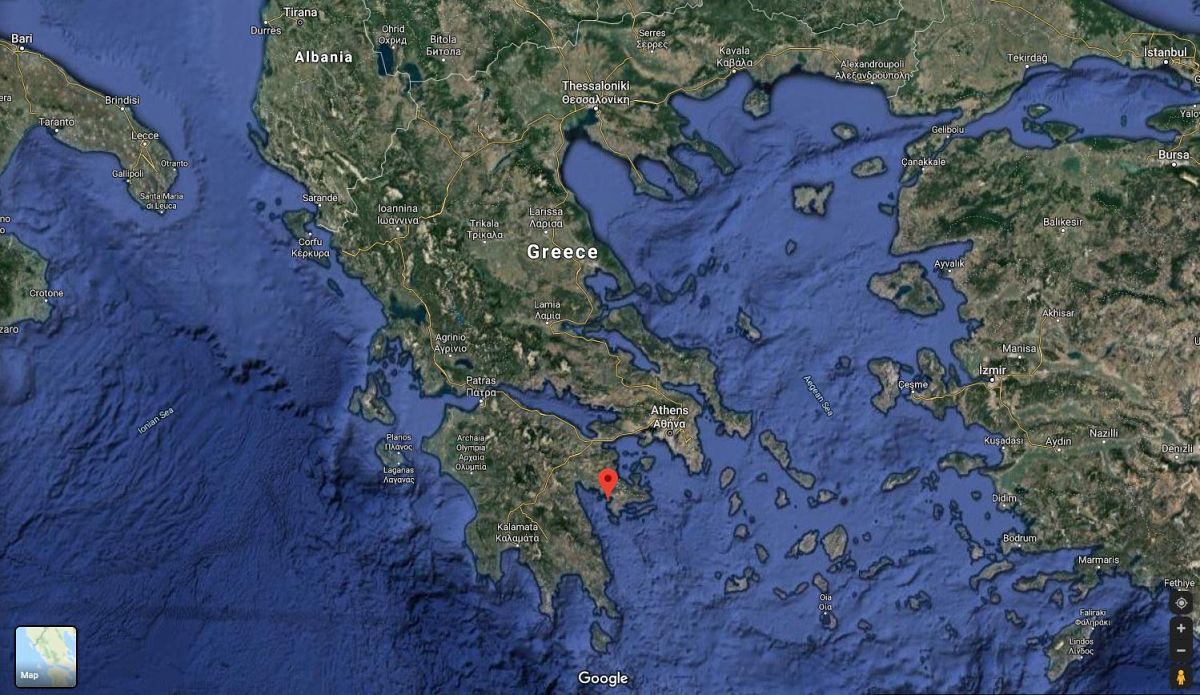 French man arrested after Greek resort boat crash kills two | Euronews