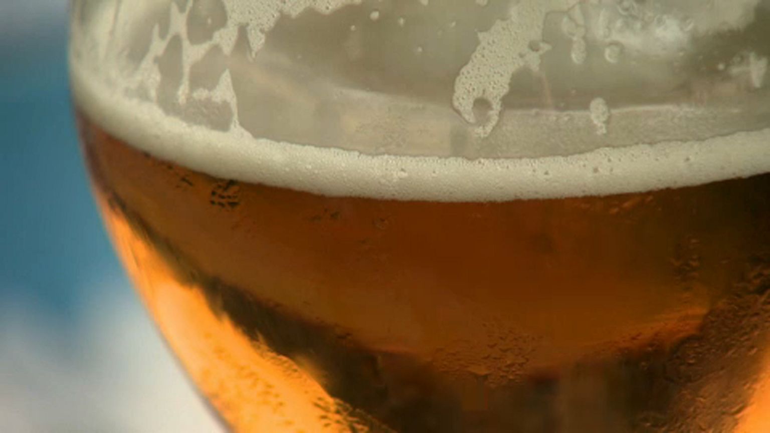 La boisson qui rapproche les Belges | Euronews