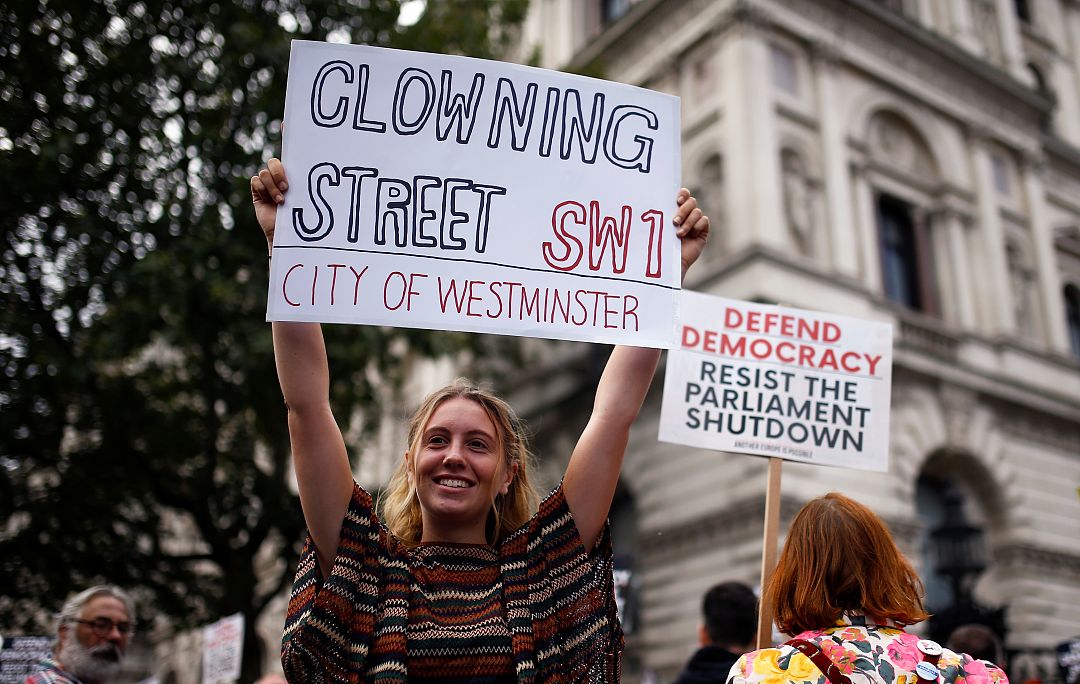 In pictures: The best placards from UK parliament shutdown protest ...
