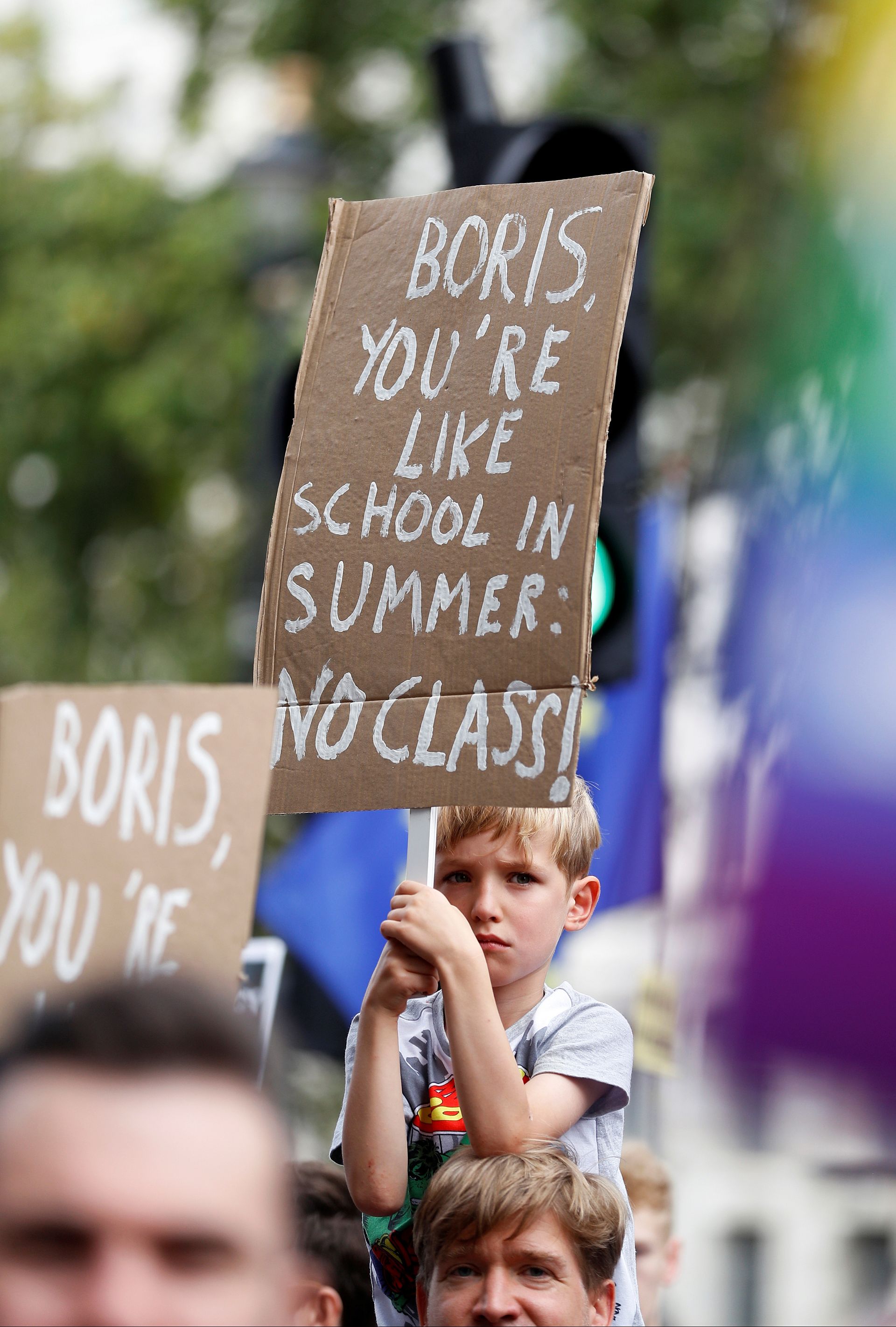 In pictures: The best placards from UK parliament shutdown protest ...