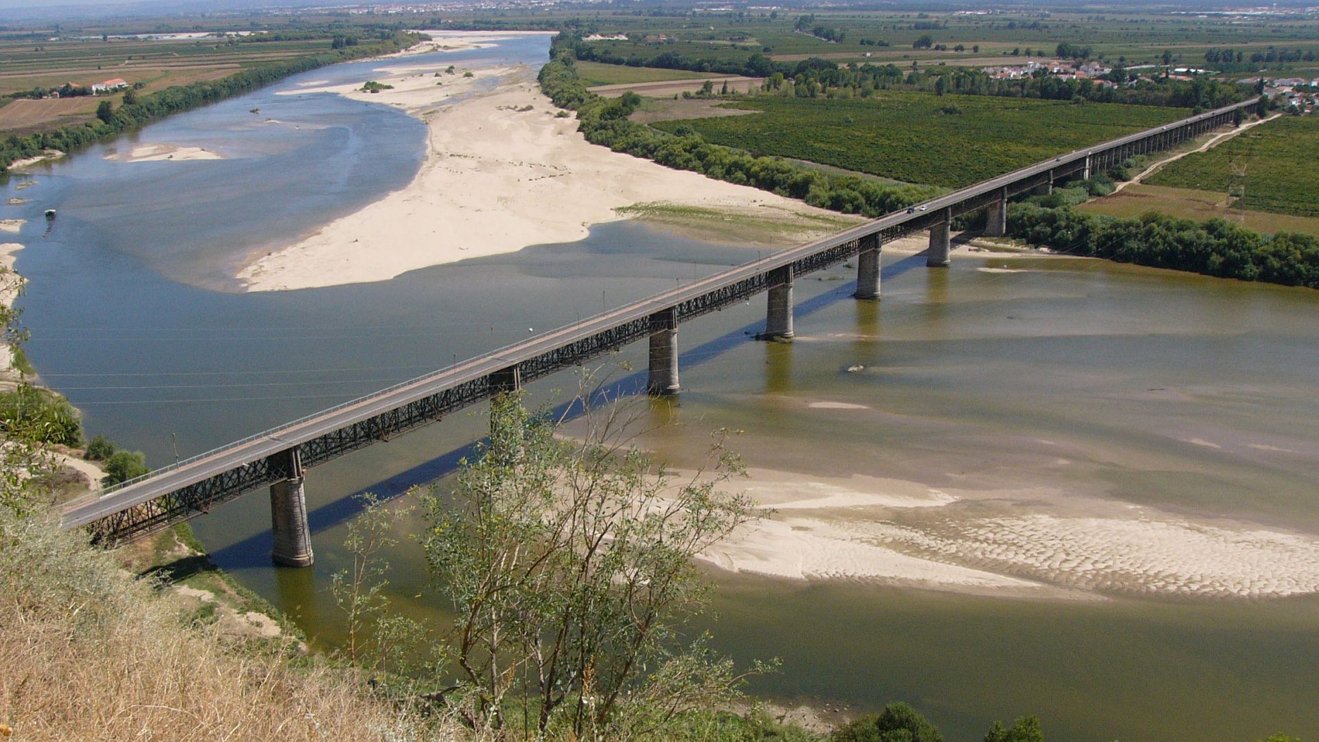 Tago, un fiume di polemiche. Gli ambientalisti portoghesi accusano: "La ...