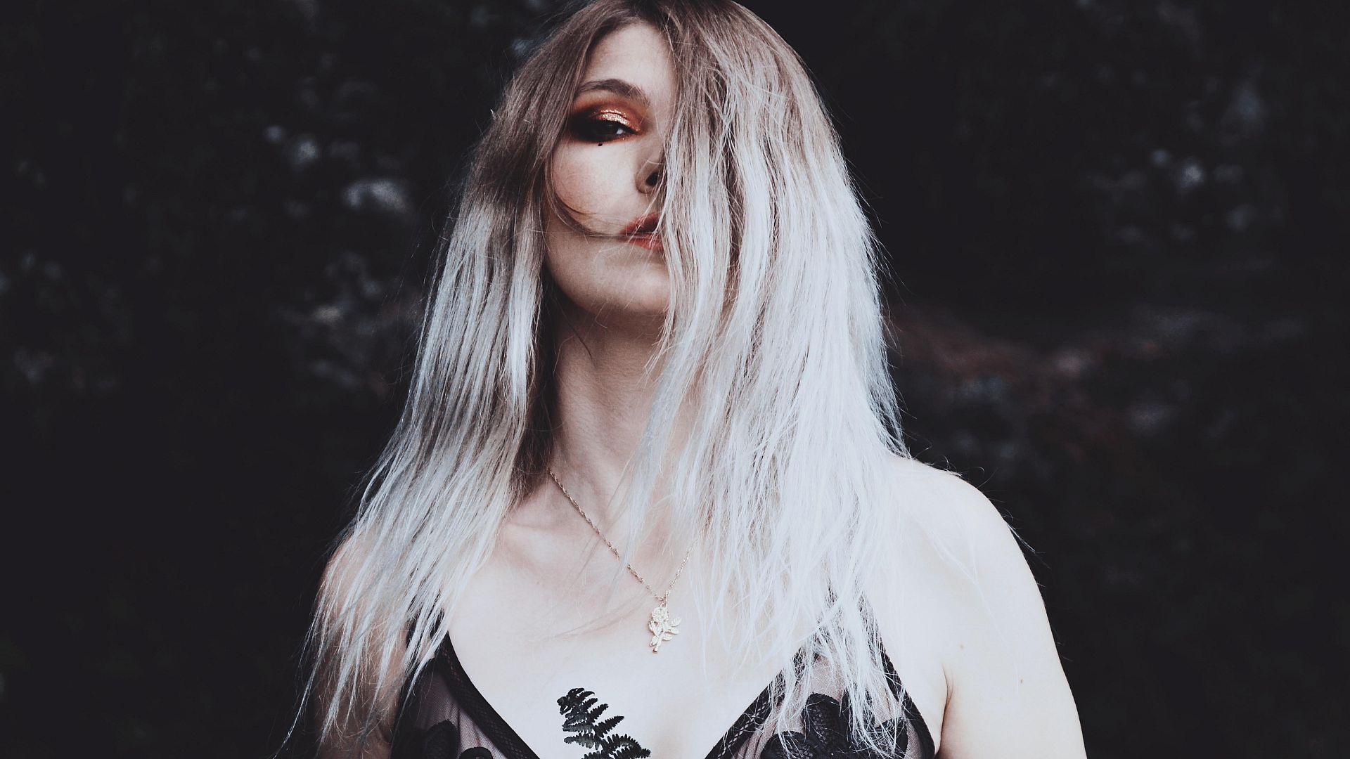 5 spooky, sustainable solutions for this Halloween | Euronews