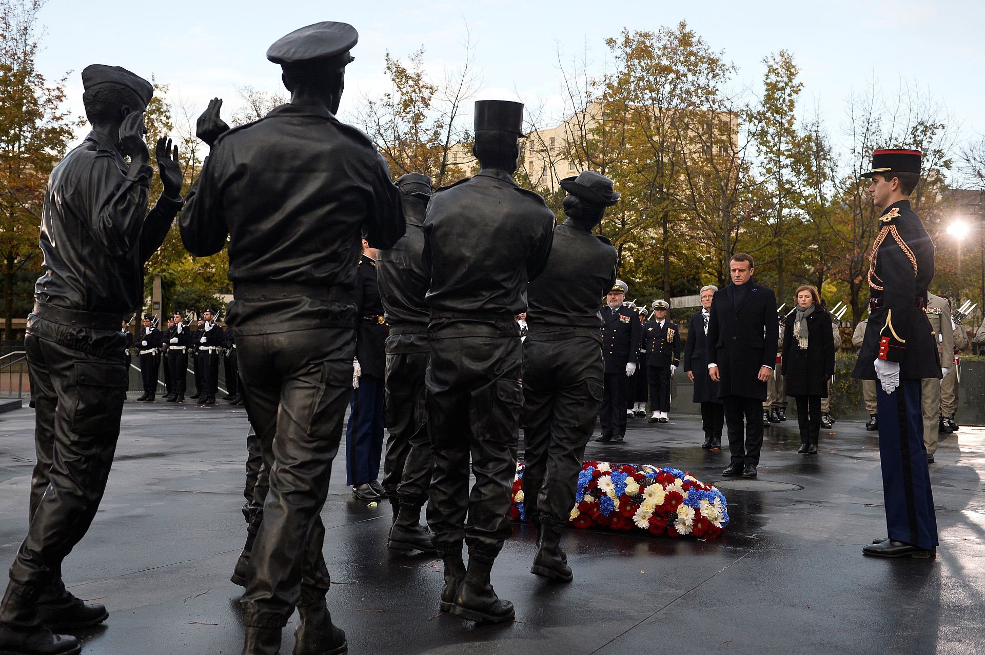 Un mémorial en hommage aux 549 soldats français tués en "opex" | Euronews