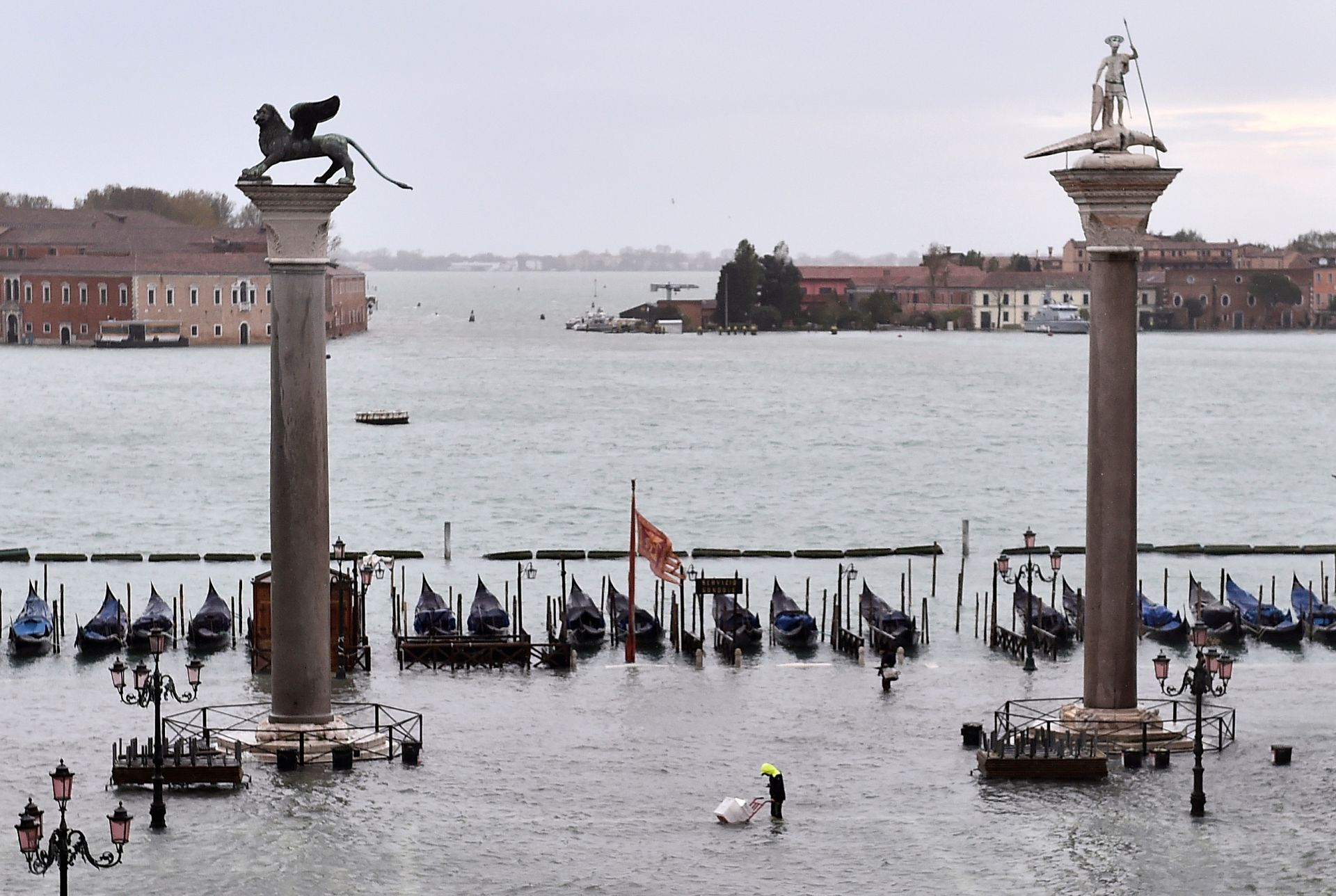 Watch: Nearly three-quarters of Venice underwater after another high ...
