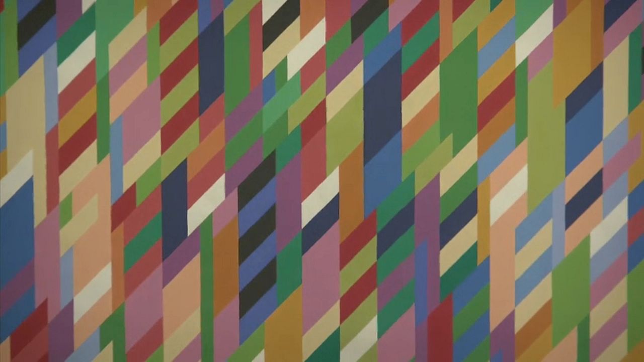 Bridget Riley, la pintura que desafía la percepción | Euronews