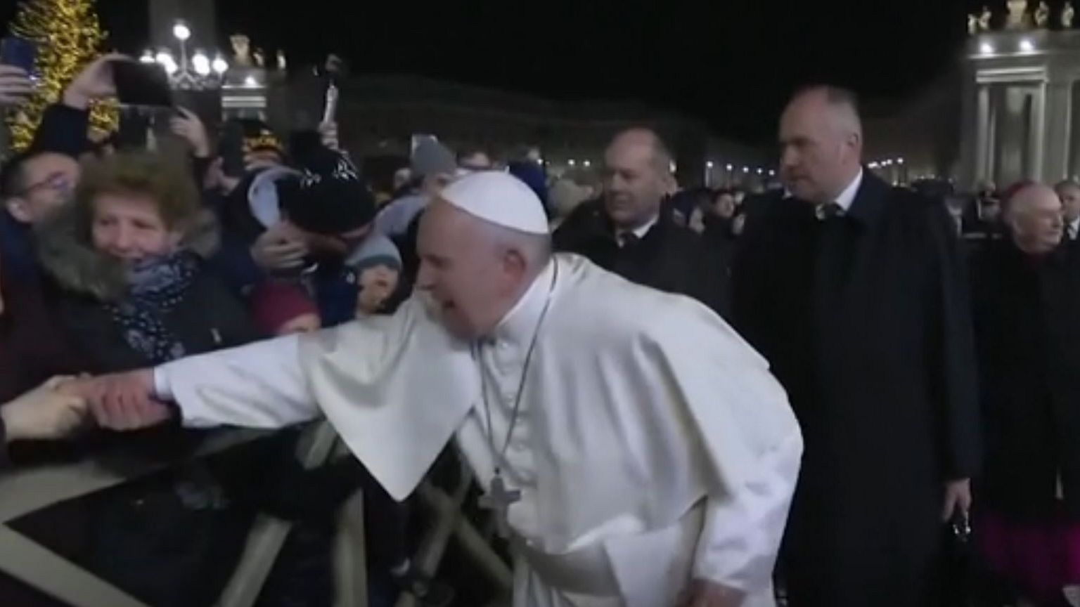 Pope Francis apologises for slapping woman's hand outside Vatican ...