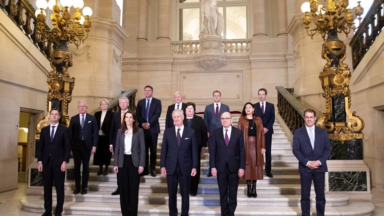 Face à l’urgence du coronavirus la Belgique se dote finalement d’un ...