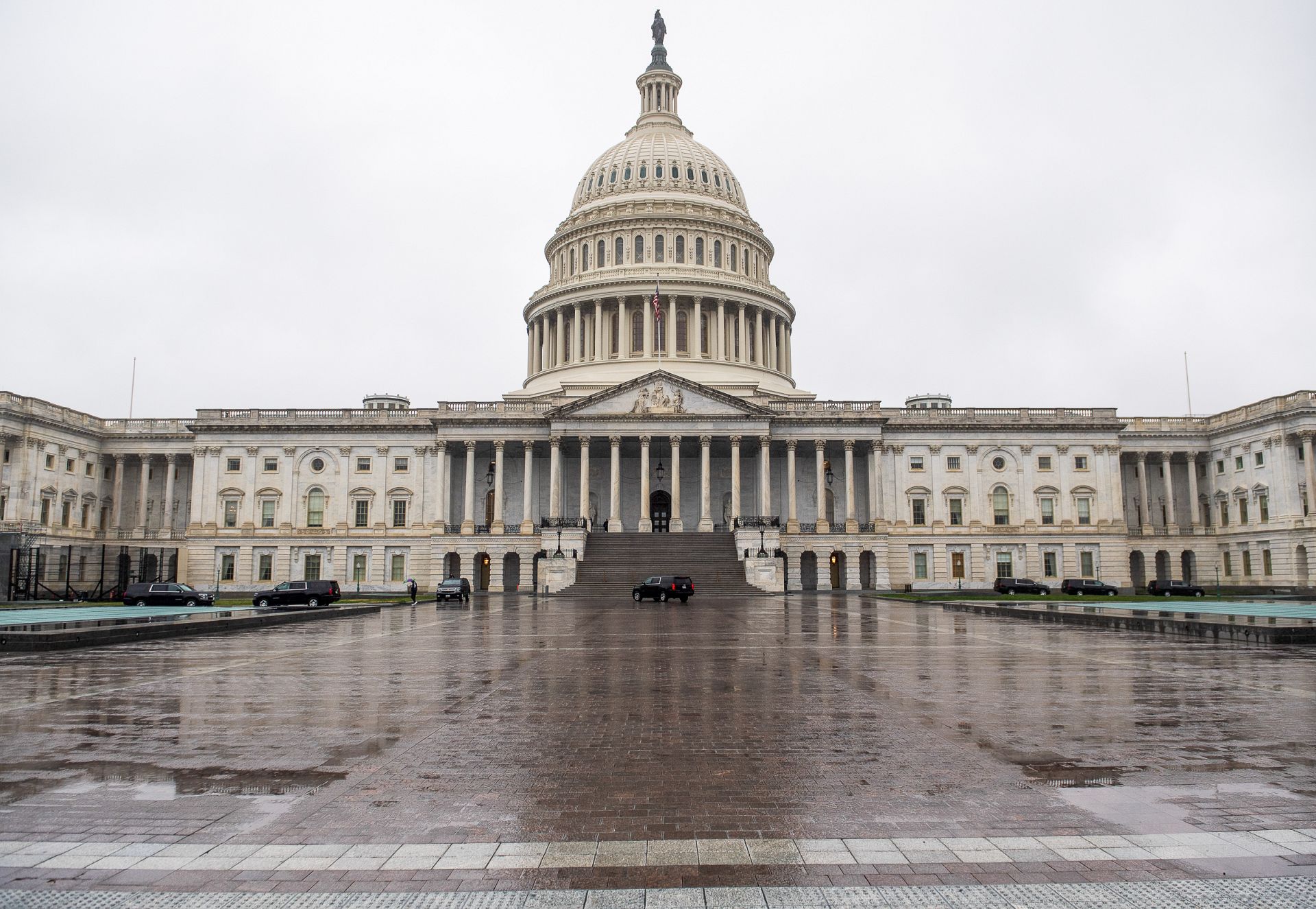 In pictures: Deserted cities as anti-coronavirus lockdowns introduced ...