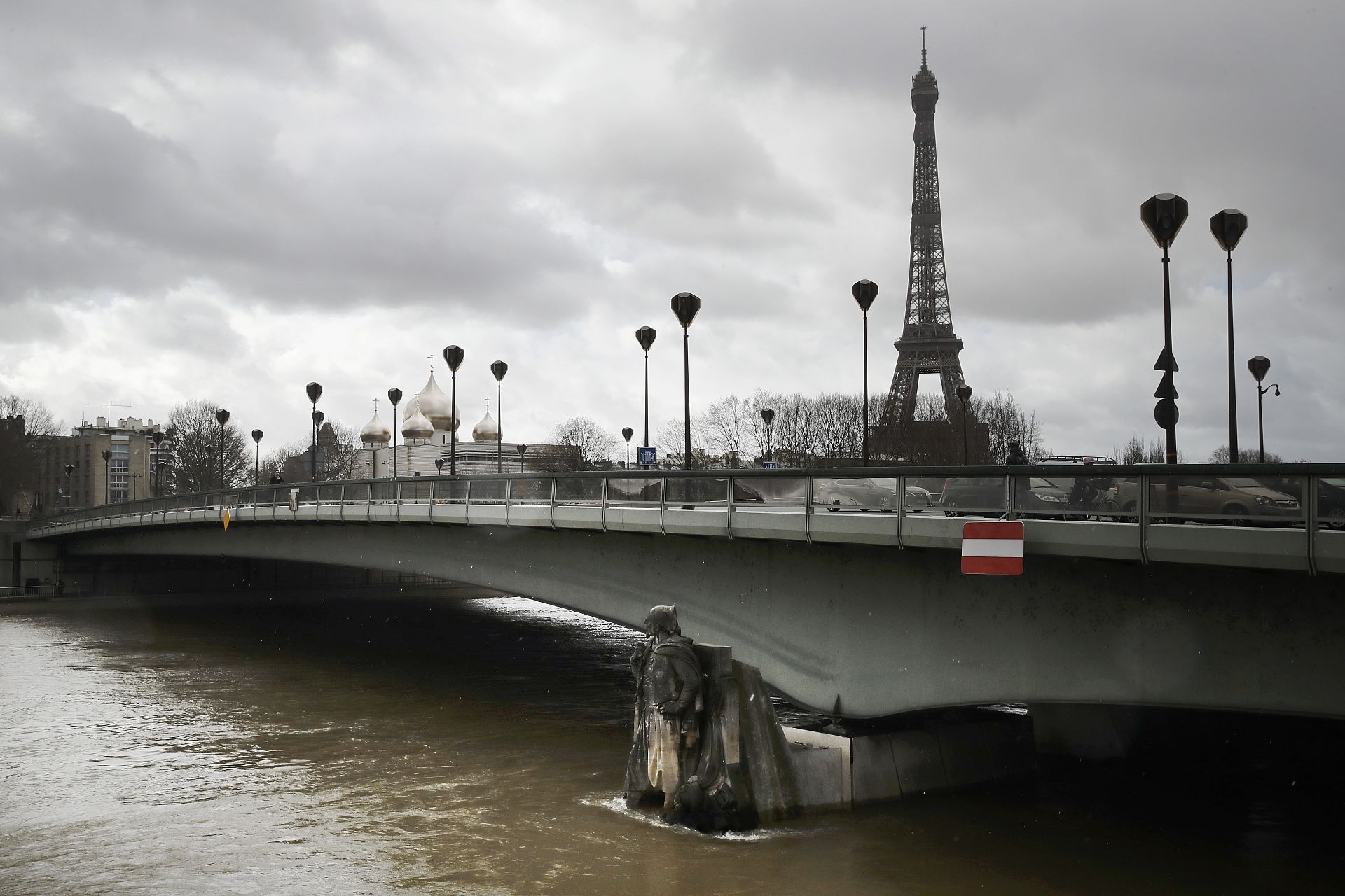 Swimming in sewage: How can we fix Europe’s smelly rivers? | Euronews