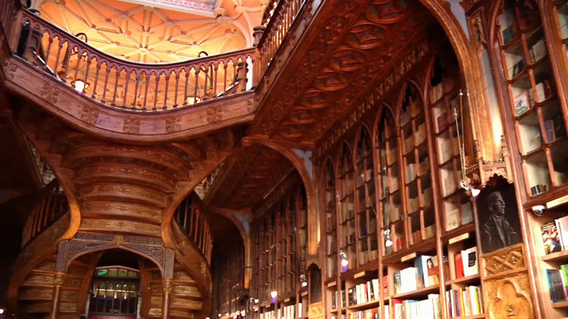 JK Rowling revela que la librería Lello no le inspiró para el Hoghwarts ...