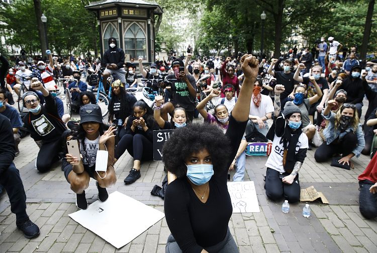 How the death of George Floyd reignited a protest movement | Euronews