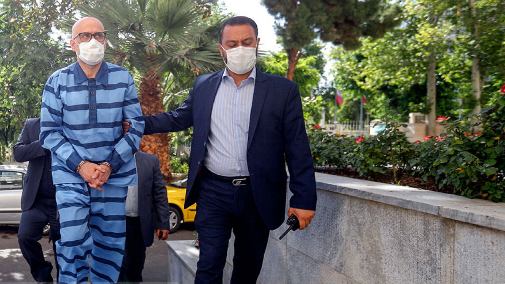 آغاز محاکمه مقام سابق قوه قضاییه ایران؛ اتهام: دریافت رشوه کلان و فراری ...