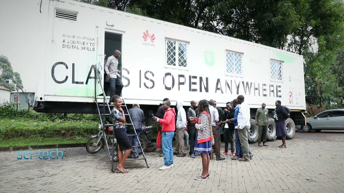 The Huawei DigiTruck - a driving force for digital literacy | Euronews