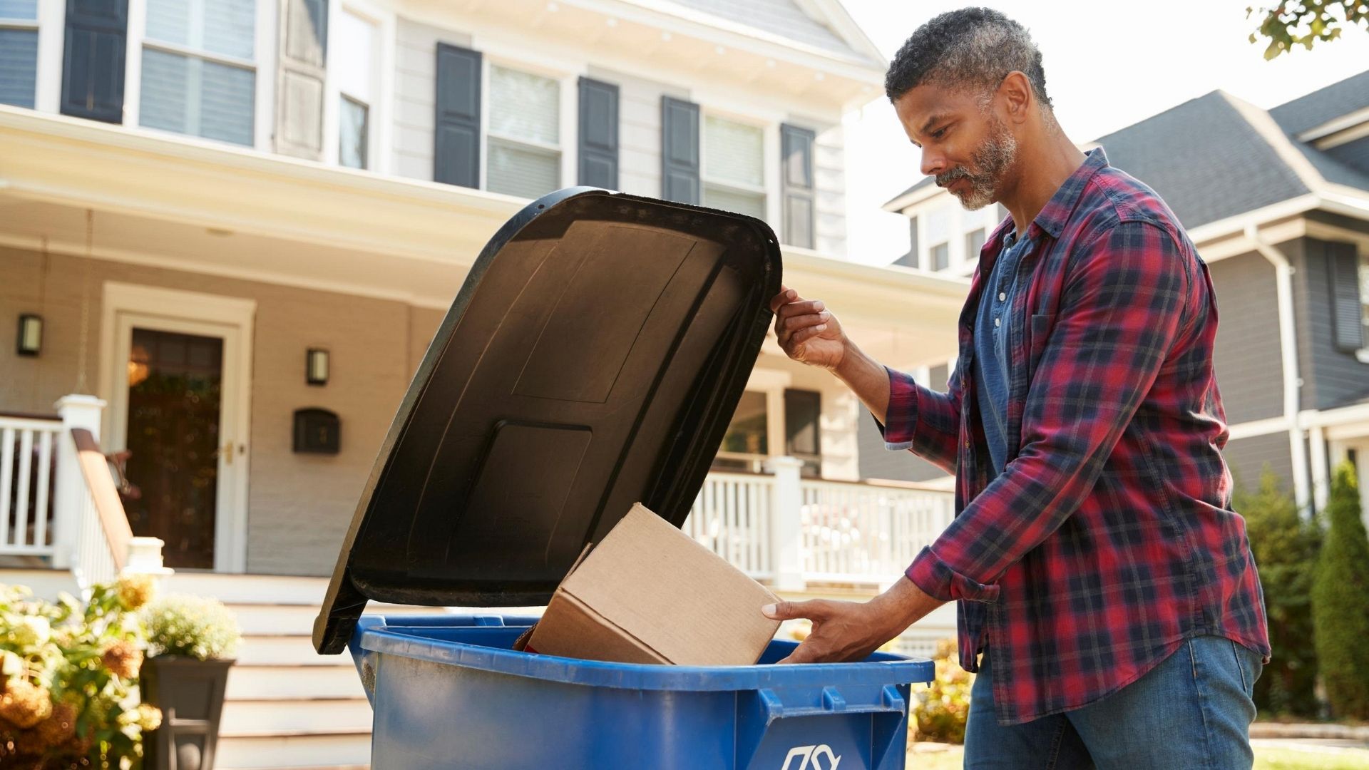 Men who care about the environment are more attractive, says study ...