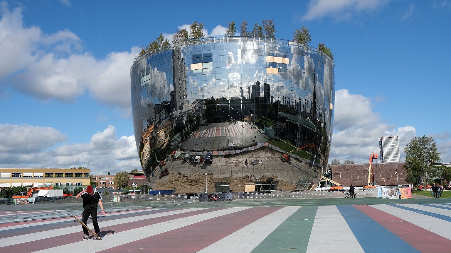 Rotterdam 'art storage' museum opens entire collection to public in ...