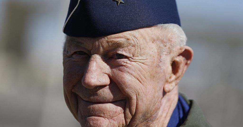 Supposed History-Making US War Pilot Dies at 97 | Africanews