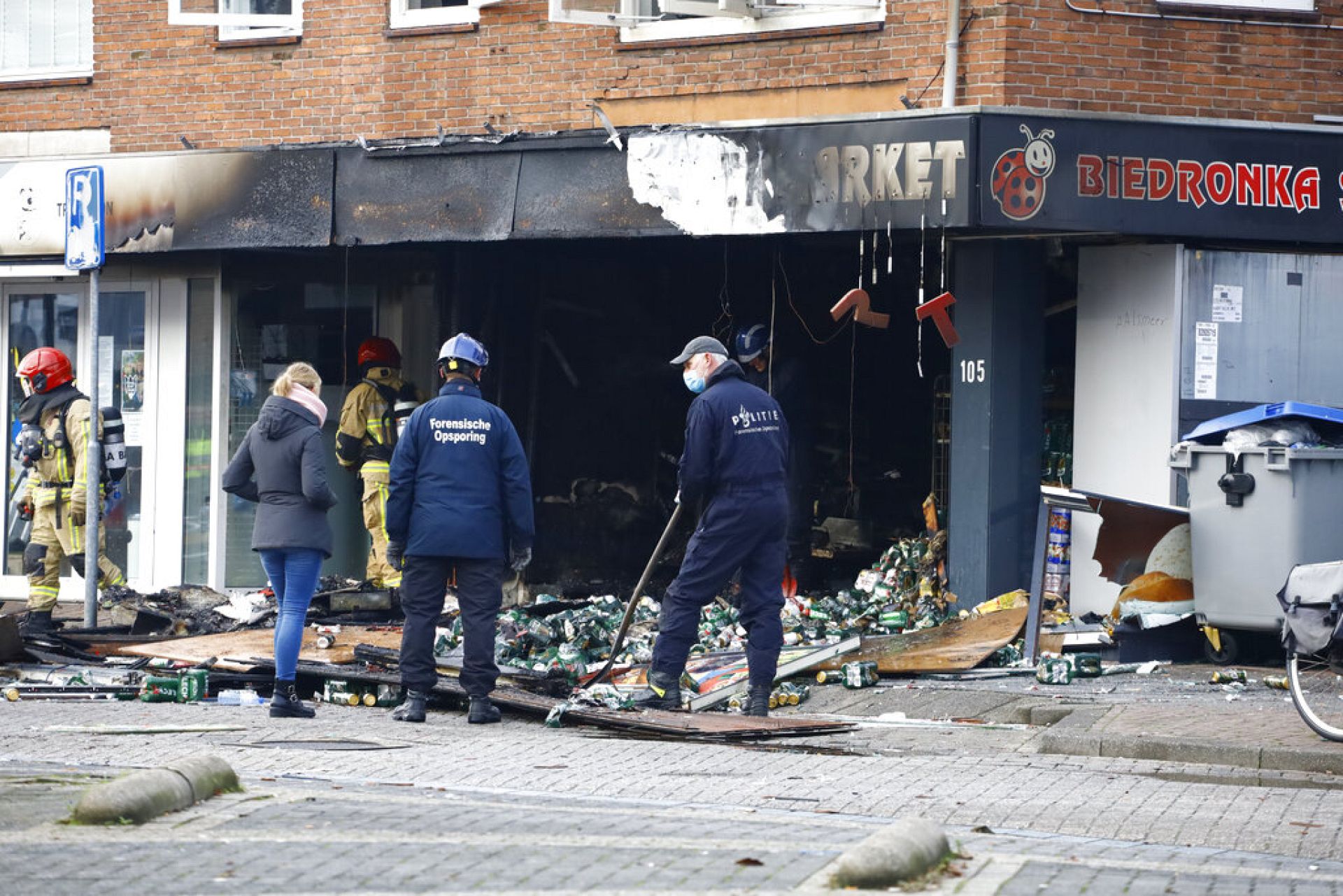 Mysteriöse Anschläge: Explosion von 3 polnischen Supermärkten bei ...