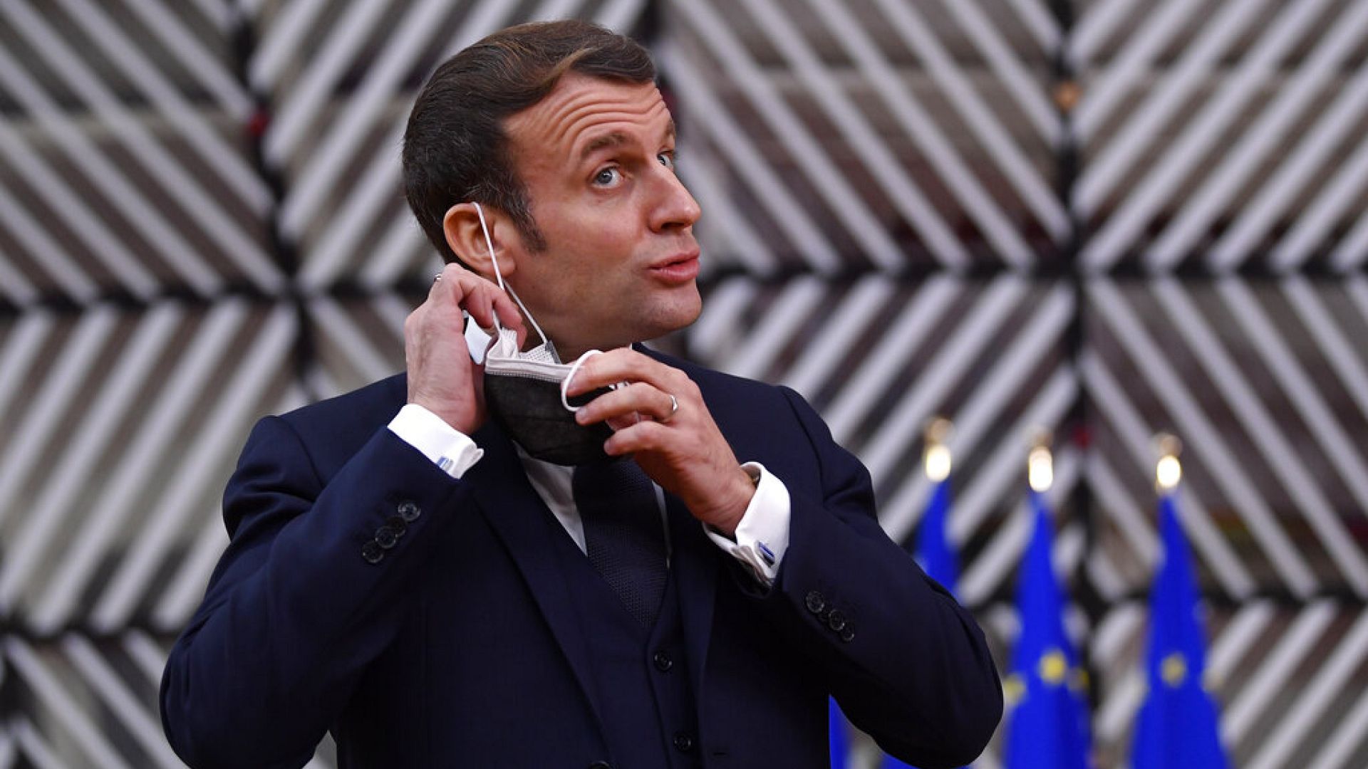 Macron in 'stable condition' with persisting COVID-19 symptoms, doctor ...