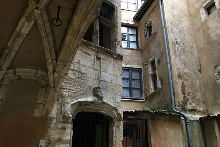 How a French city became the European capital of silk | Euronews