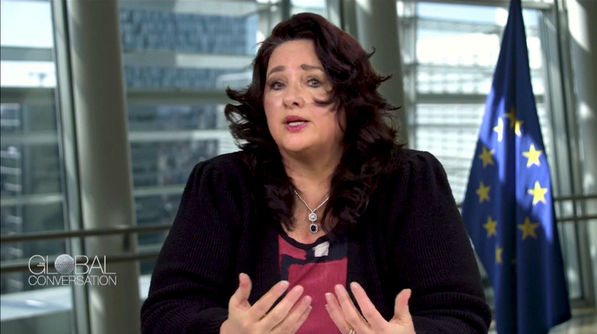 La lucha de Helena Dalli contra la desigualdad y la discriminación ...