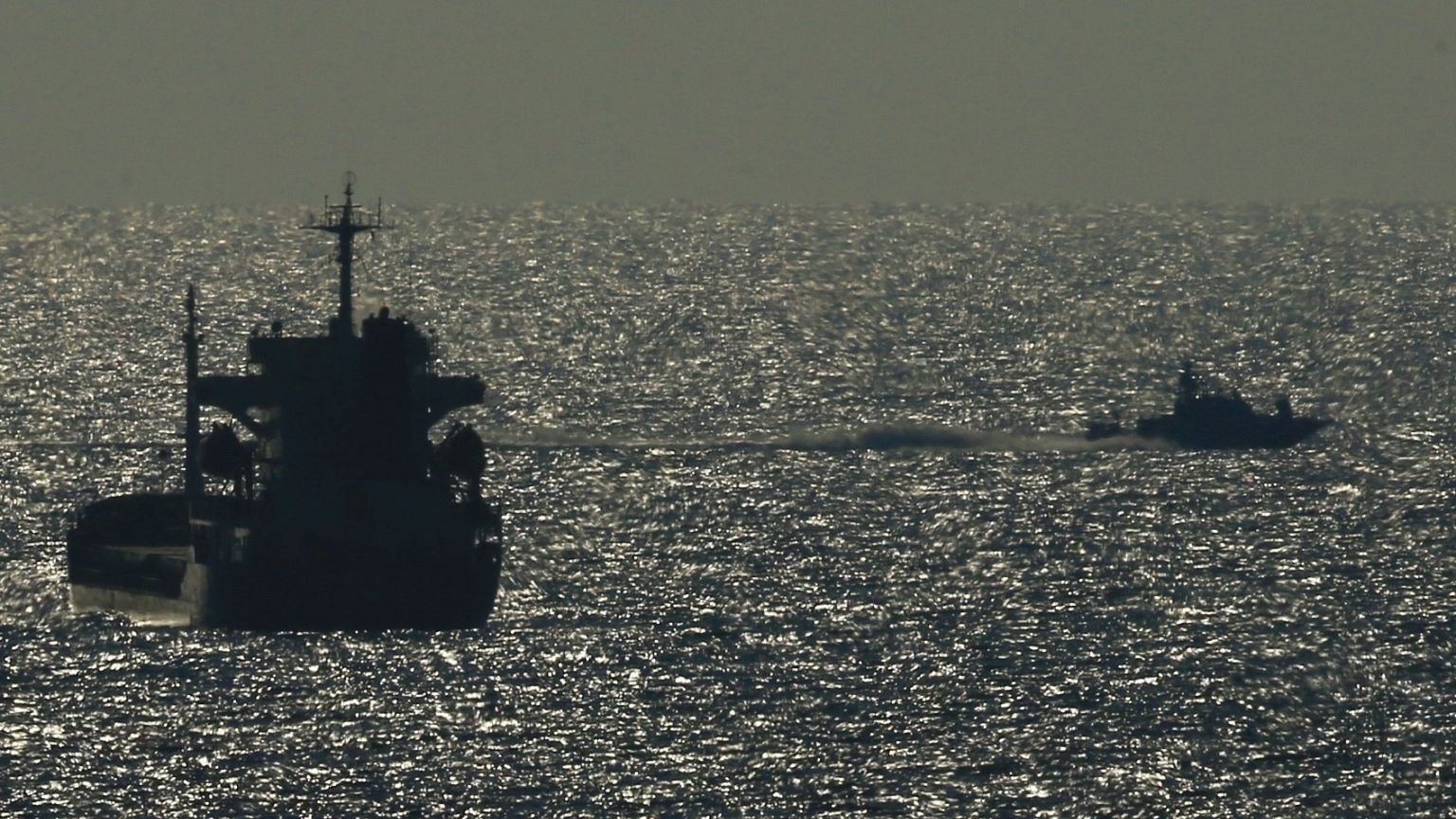 La Flotilla de la Libertad de Gaza denuncia un ataque mientras transportaba activistas y ayuda ...