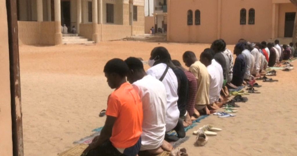 Senegal: Prayers held for victims of deadly protest | Africanews