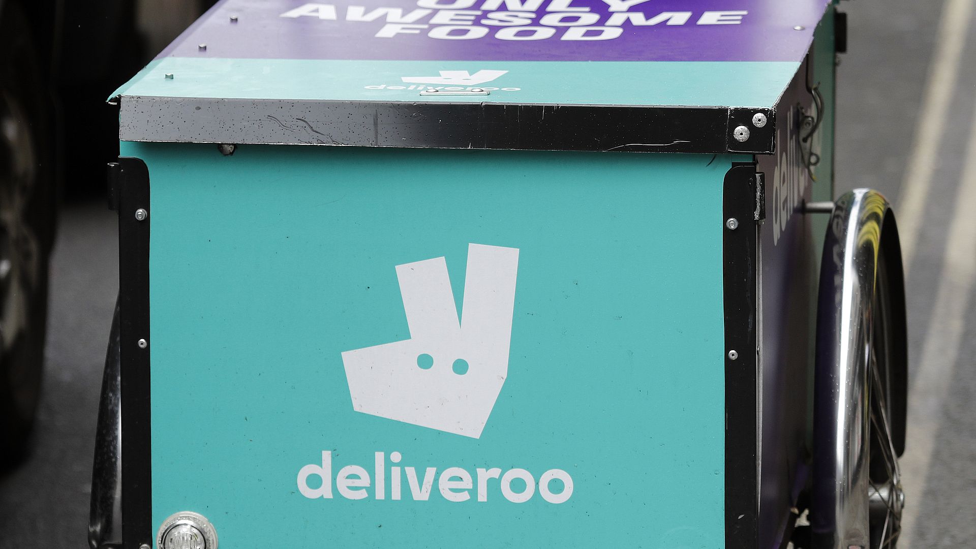 Deliveroo valued at €10 billion despite failure to deliver on profit ...