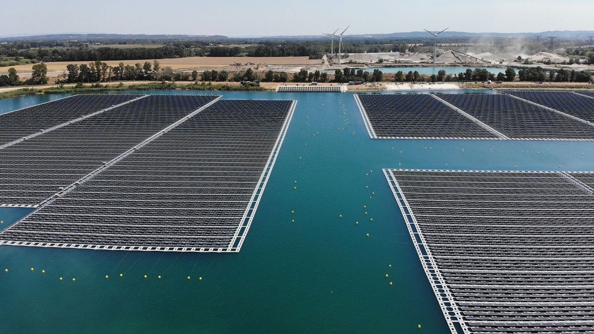 These are the 11 most beautiful solar farms in the world | Euronews