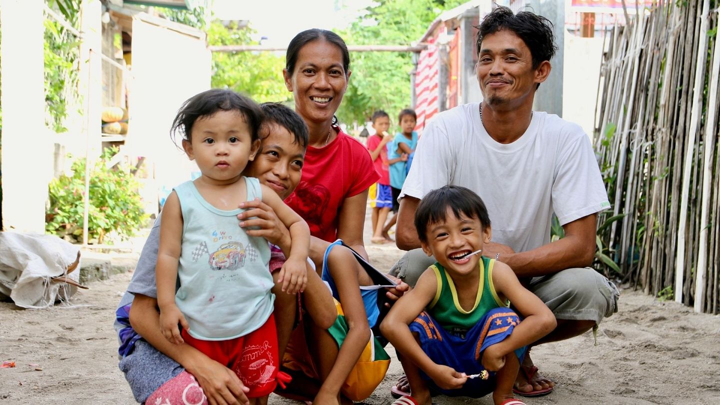 Poor Filipino Family