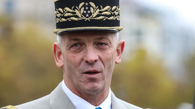 Le chef d'état-major des Armées françaises "fusille" moralement les ...