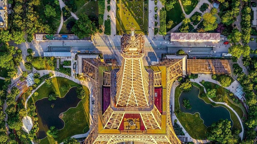 Paris from the Sky: Photographer captures extraordinary aerial shots of ...