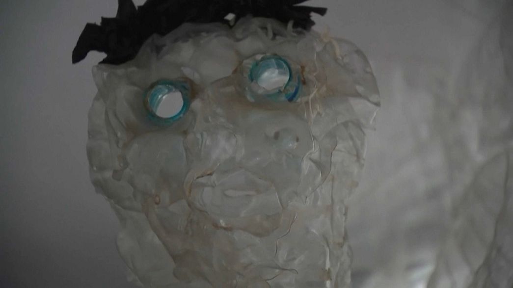 Jean Scuderi macht Kunst aus Plastikmüll | Euronews