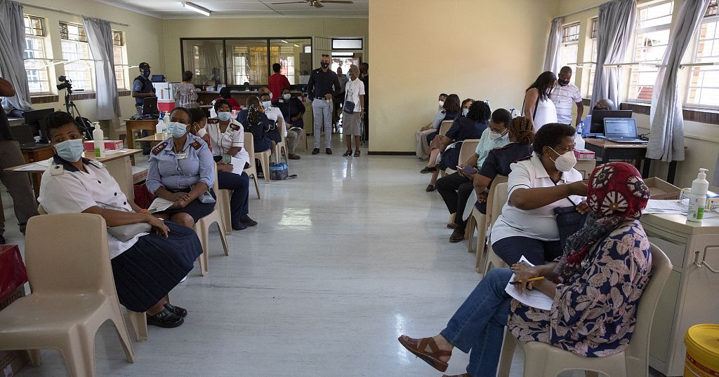 South African healthcare workers rush to beat deadline for Covid jab ...