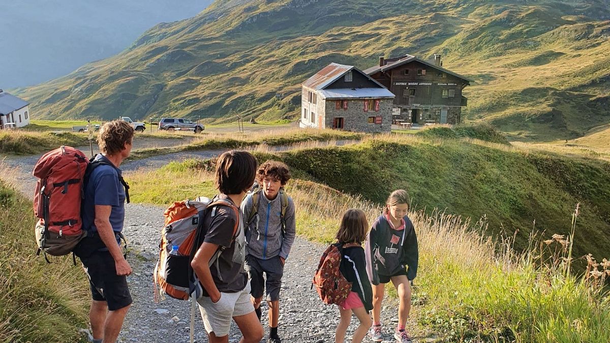 How to spend a night in one of France’s hidden Alpine refuges | Euronews