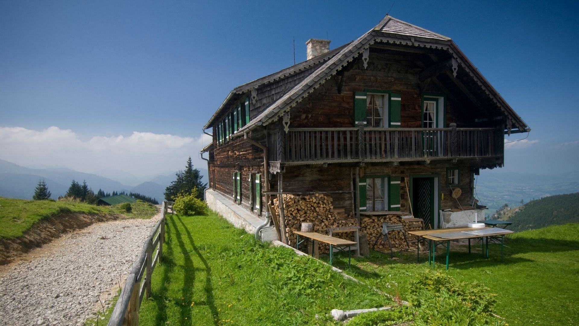 How to spend a night in one of France’s hidden Alpine refuges | Euronews
