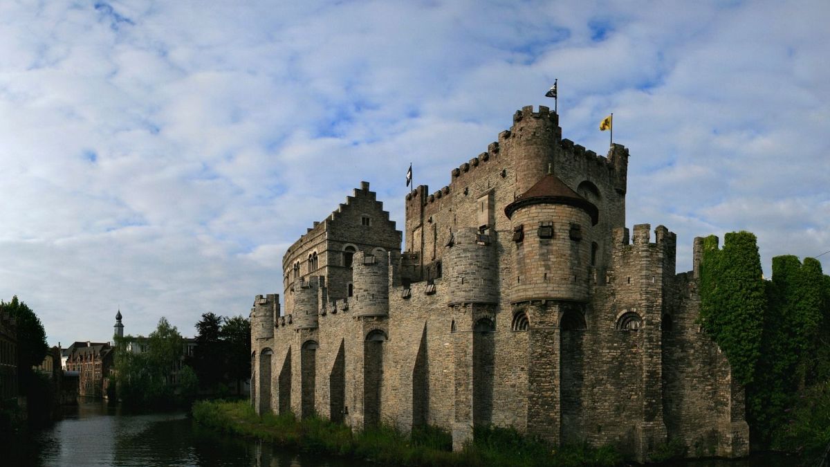 14 castles in Europe that are straight out of a fairy tale | Euronews