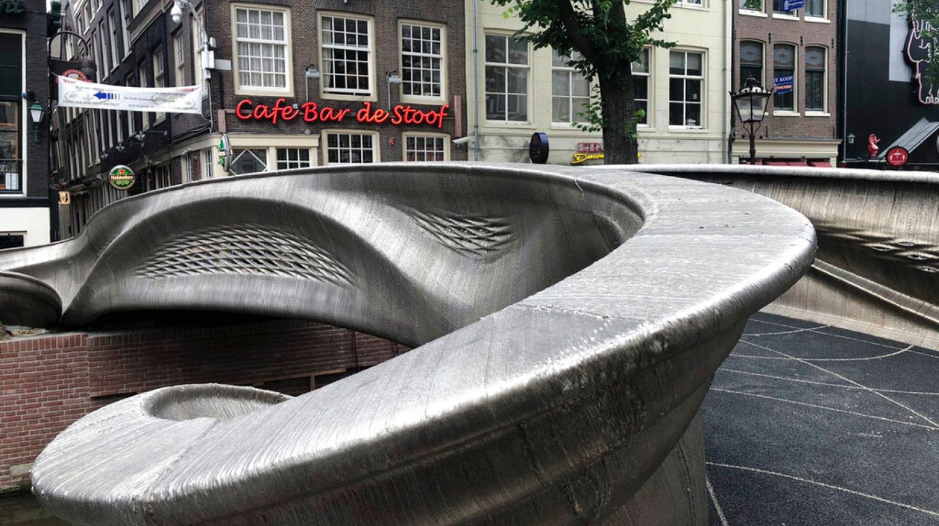 The world's first 3D-printed steel bridge has opened in Amsterdam ...