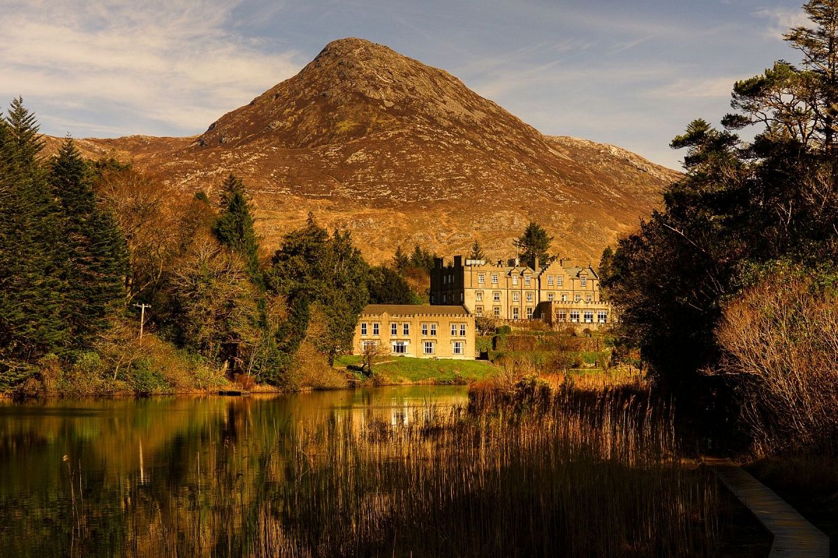 10 enchanting castles in Ireland that you can actually stay in | Euronews