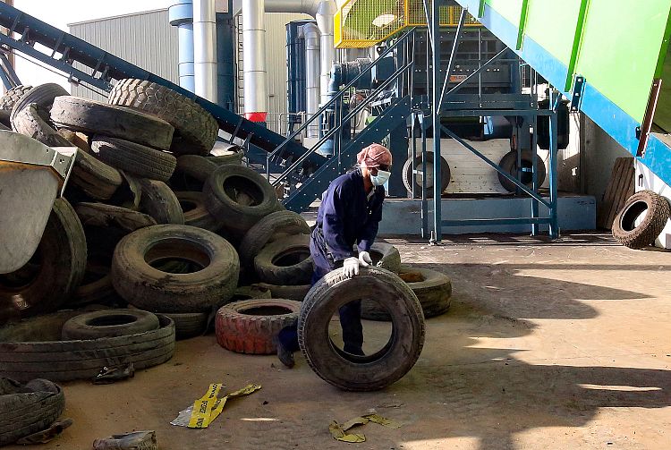 Kuwait is transforming its ‘tyre graveyard’ into a new smart city ...