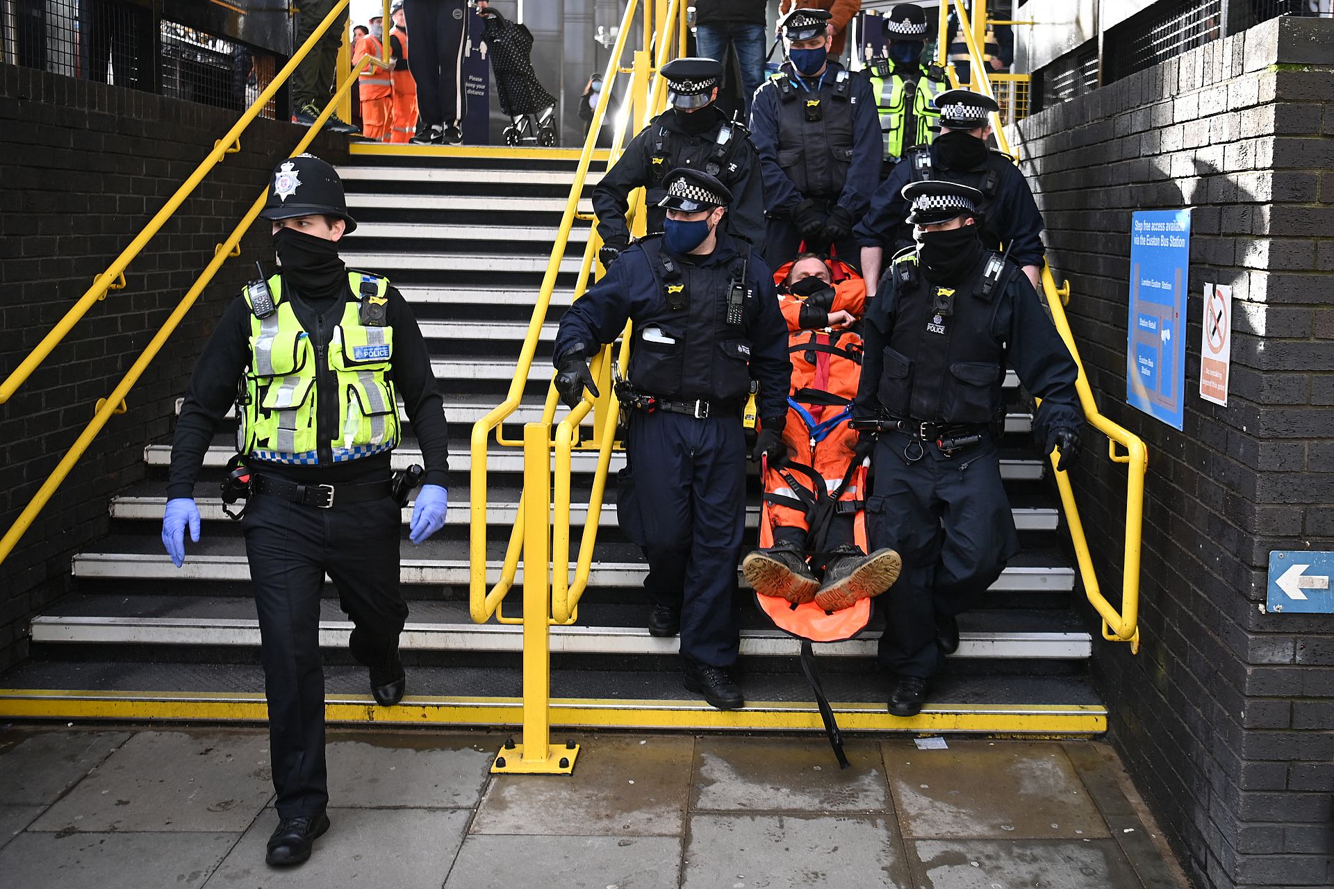 HS2 explained: Why people are fighting the UK’s ‘weak’ and ‘inept’ new ...