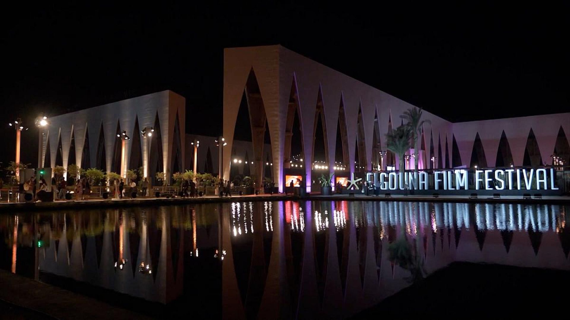 Cinéma : inauguration du festival El Gouna malgré un violent incendie | Euronews