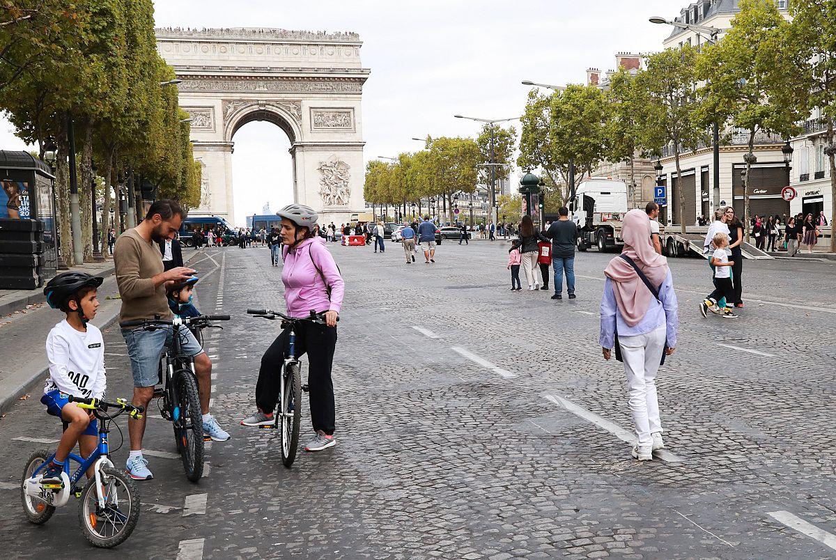 Paris set to become more bike friendly under presidential candidate's ...