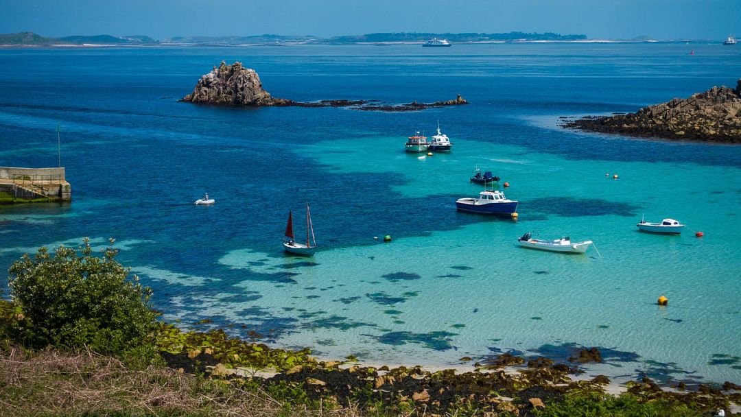 White sand beaches, sharks and seafood: The Isles of Scilly is the UK’s ...