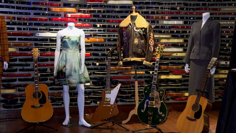 From Nirvana to Whitney Houston: Over 900 collectibles on sale at music ...