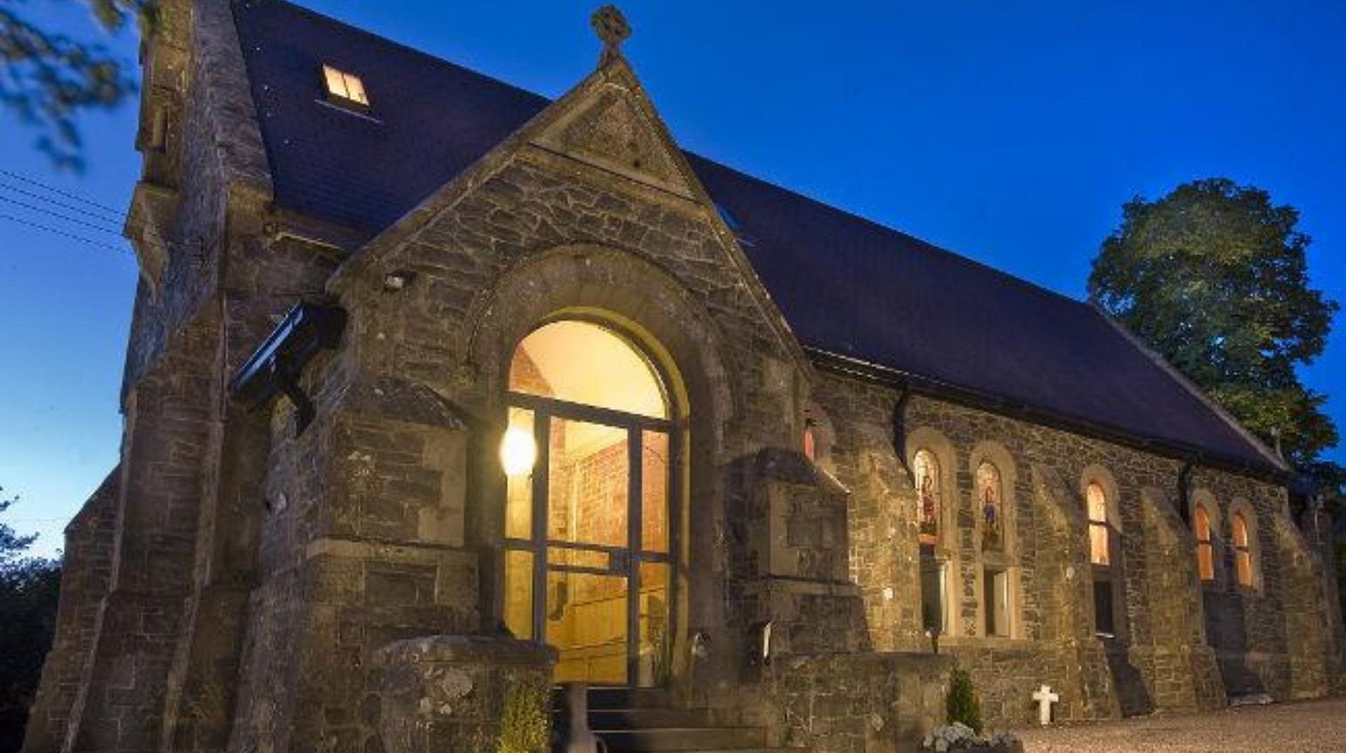 Explore the UK’s historic past in one of these extraordinary holiday ...