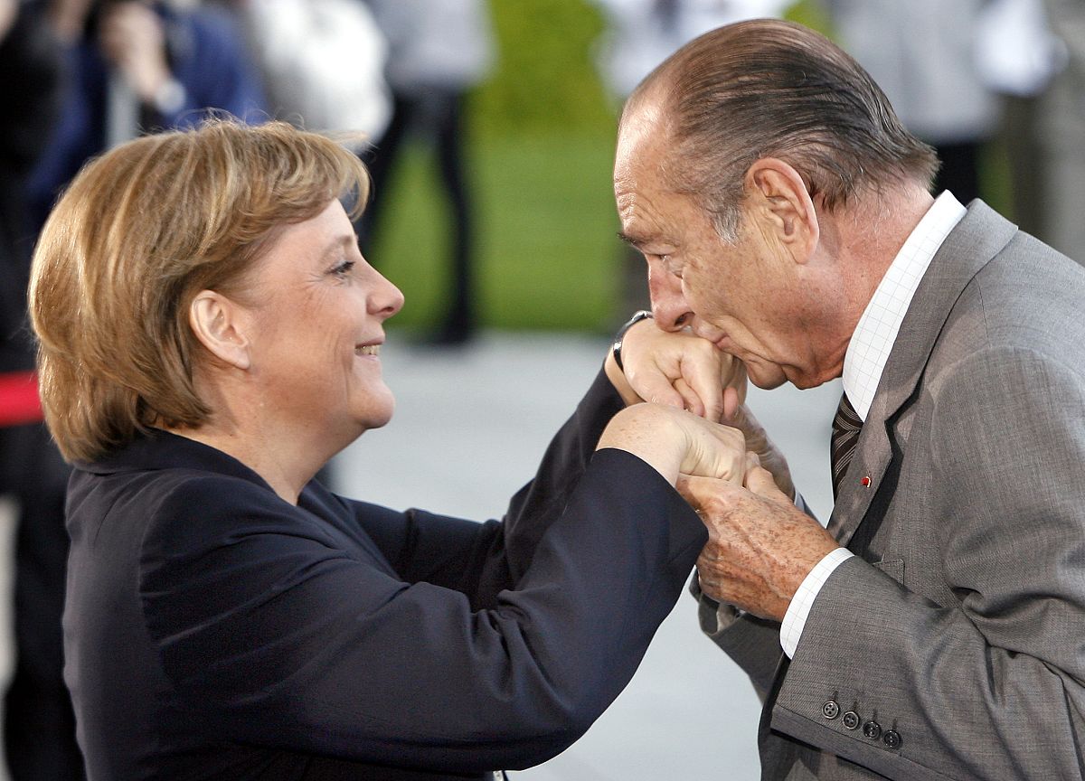 Bye-bye Angela: the most striking pictures of Merkel's 16 years in ...