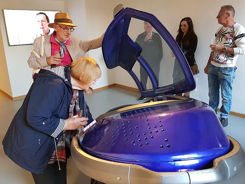 The Sarco suicide pod aims to take assisted dying out of doctors' hands ...
