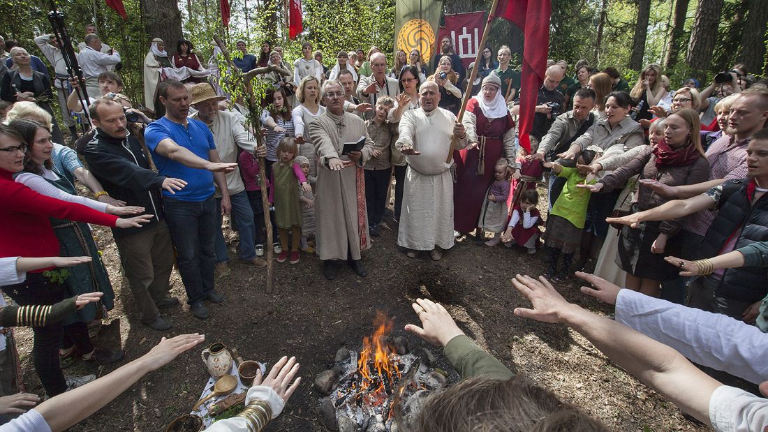 The ancient Lithuanian religion bidding for state recognition: What ...