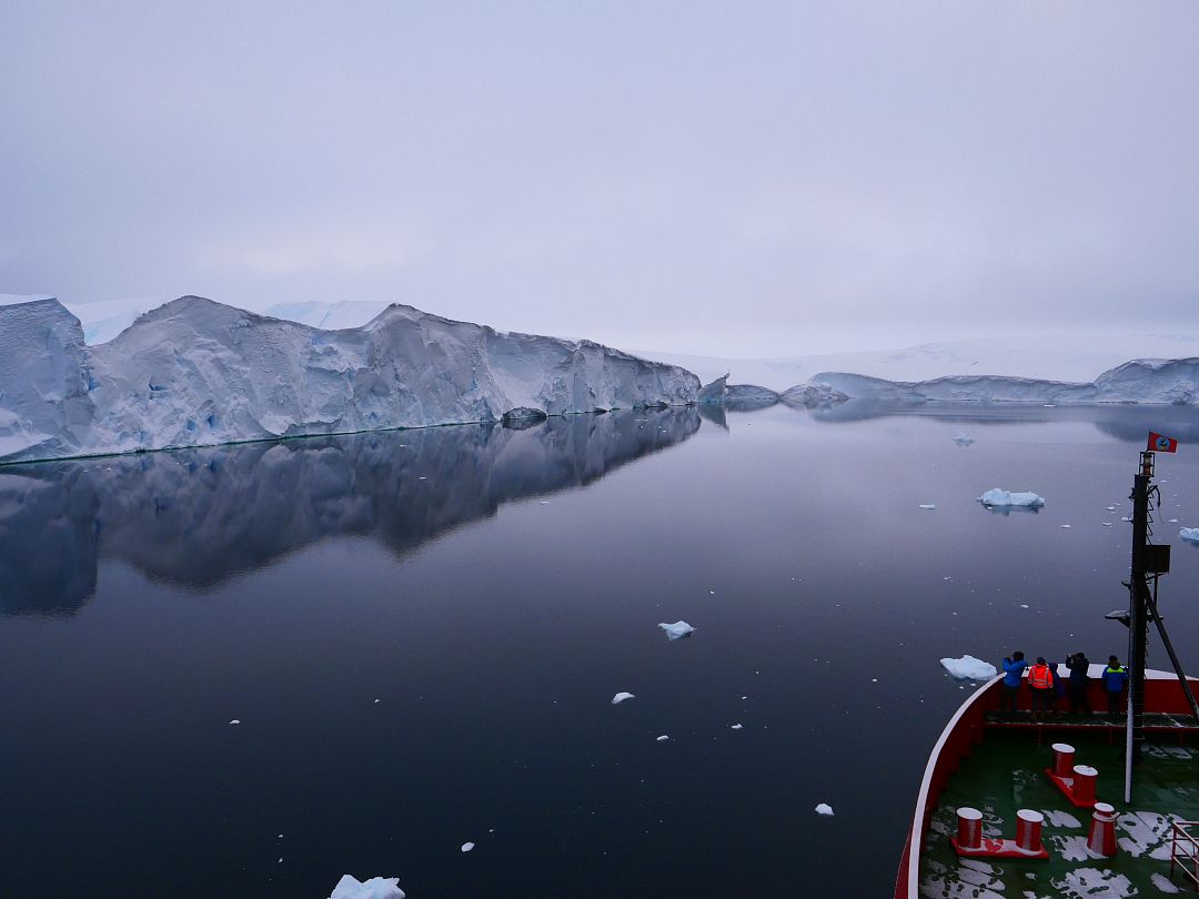 Crucial ice shelf on Antarctica’s ‘doomsday’ glacier could shatter in 5 ...