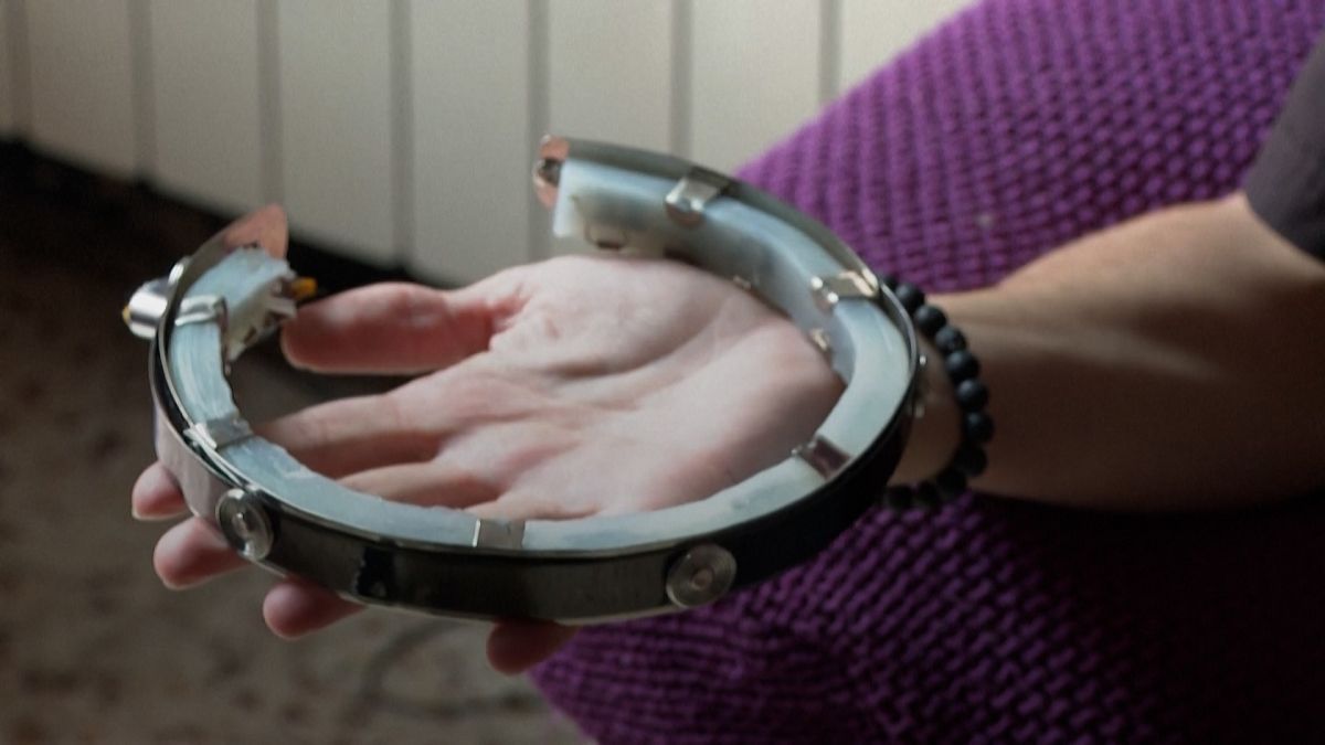 Meet the world's first 'cyborg artist' who has the power to hear ...